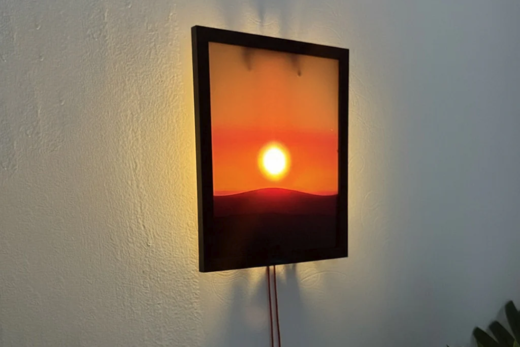 Sunset Glow: Picture Frame Pull Cord Wall Lamp - Bringfull